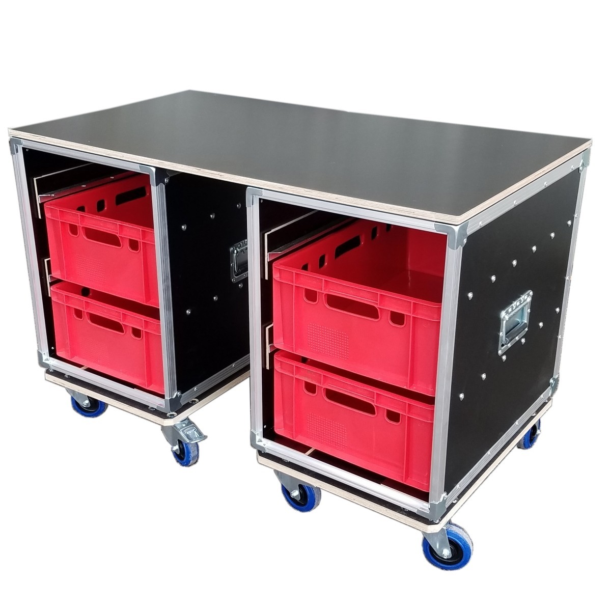 Tisch bestehend aus 2 Schrankcases"Profi" mit Frontplatte und mit je 3 ...